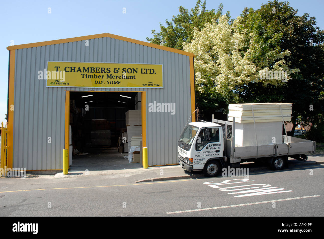 T Chambers and Son Ltd timber merchants works in Leyton Road Stratford ...