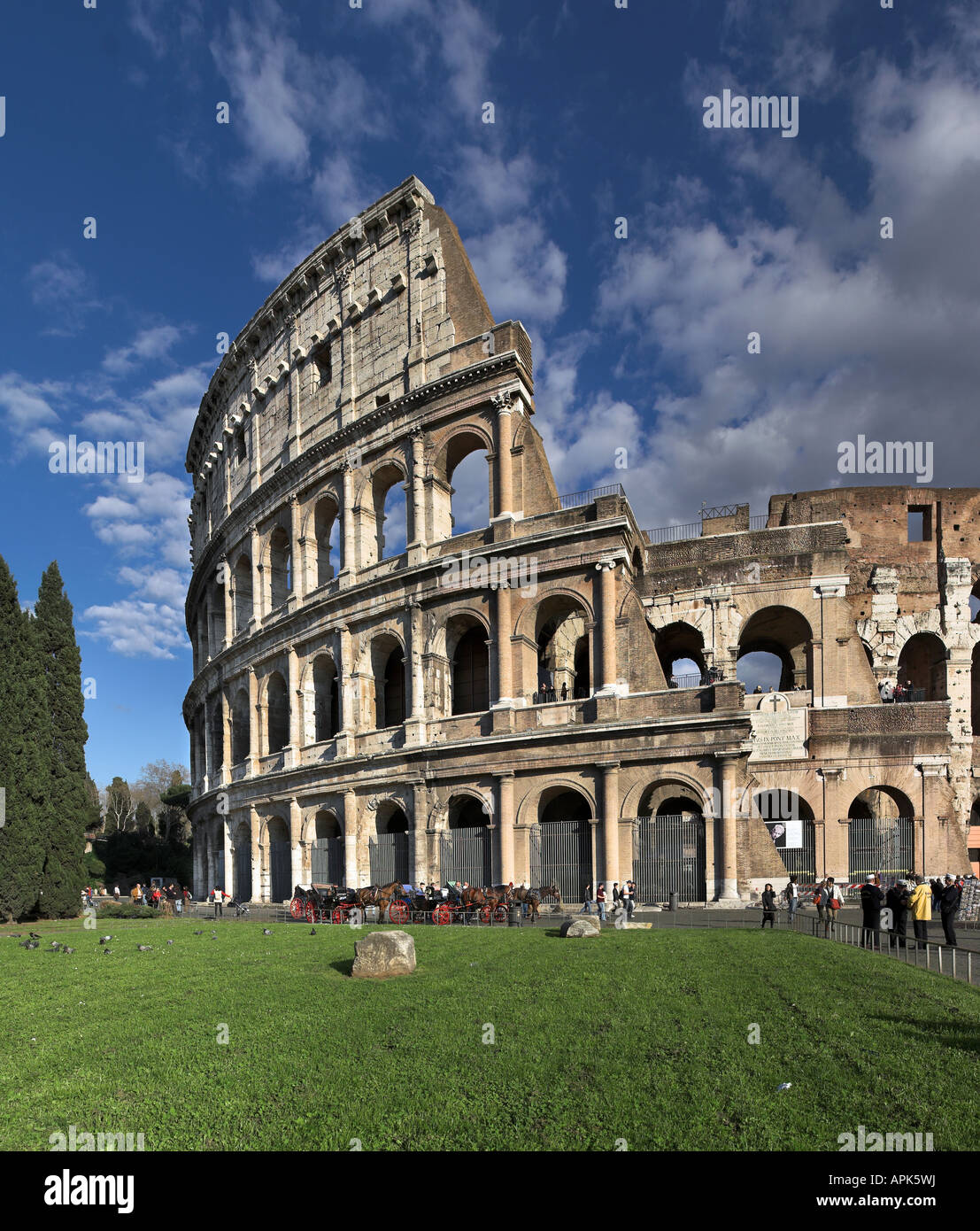 Roman emperor nero gladiator hi-res stock photography and images - Alamy