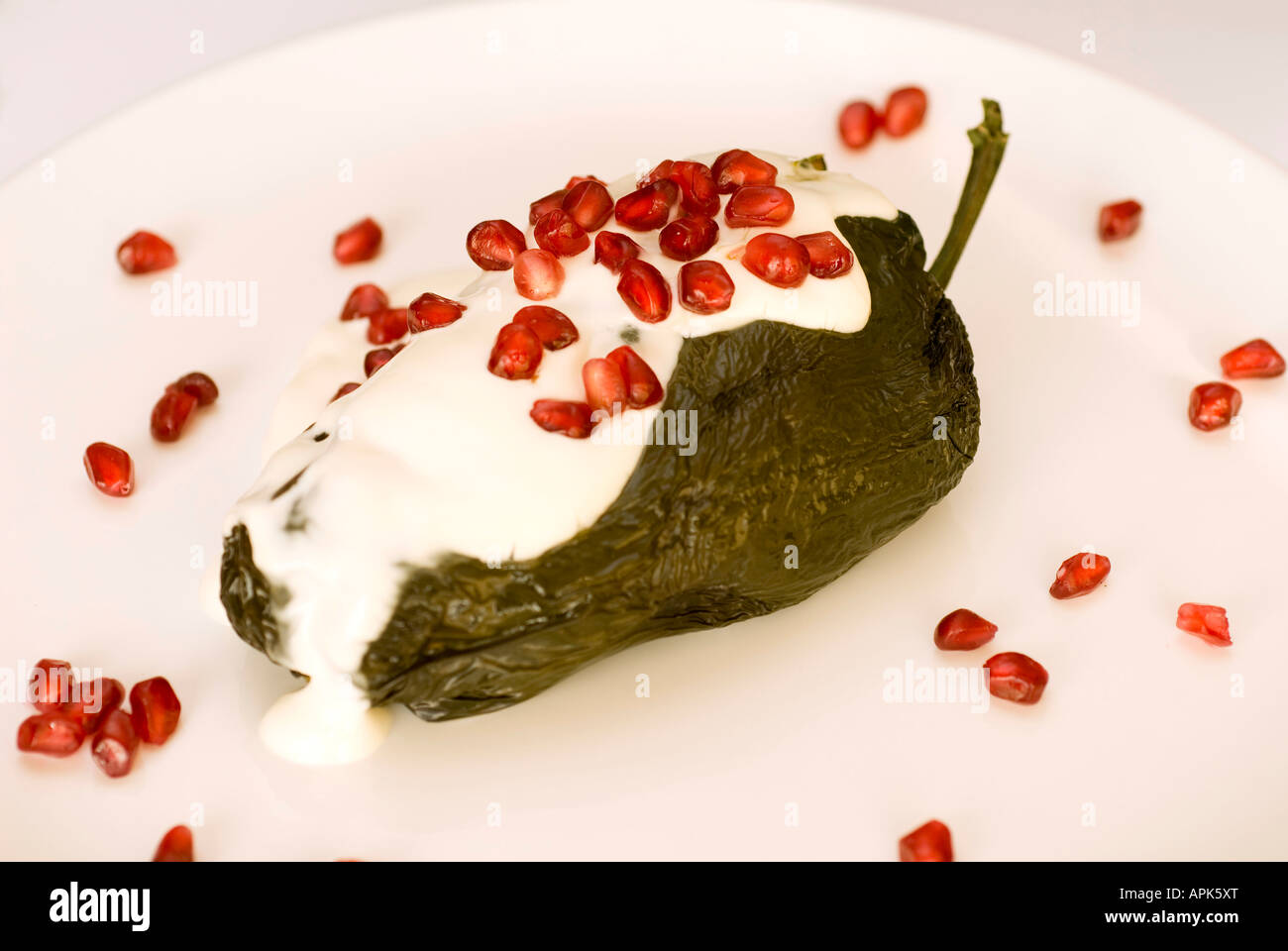 Chile en nogada Stock Photo - Alamy