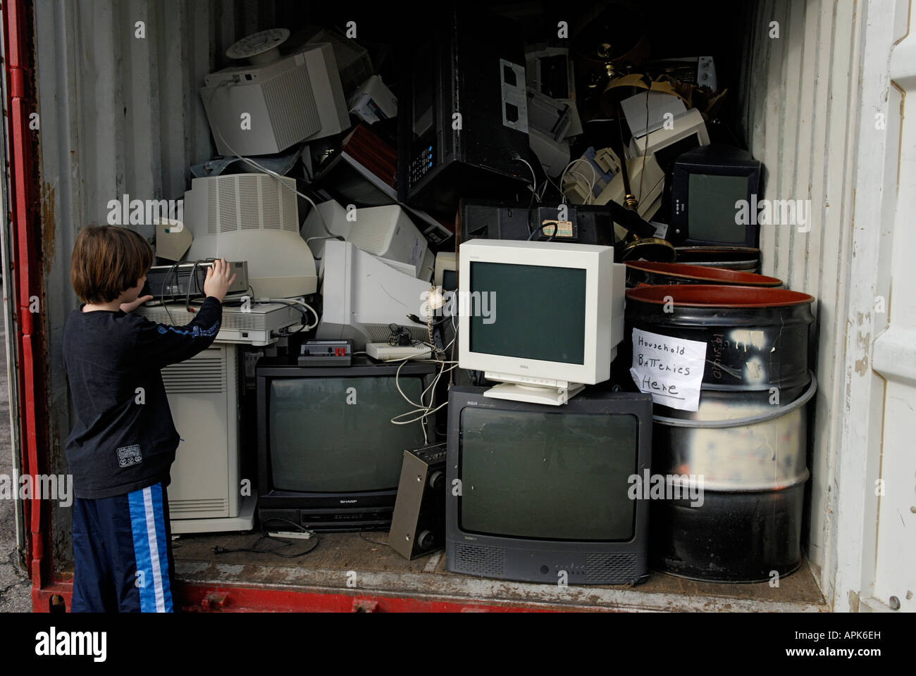 E waste hi-res stock photography and images - Alamy