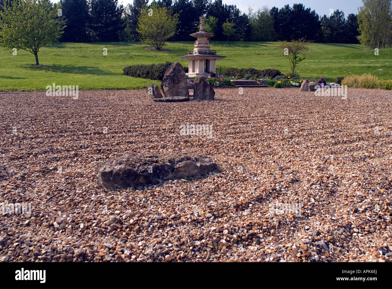 PICTURE CREDIT DOUG BLANE Japanese Buddhist Peace Pagoda Nippon Myohoji ...