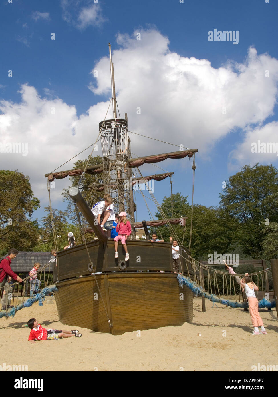 Children play in Princess Diana Playground Stock Photo - Alamy