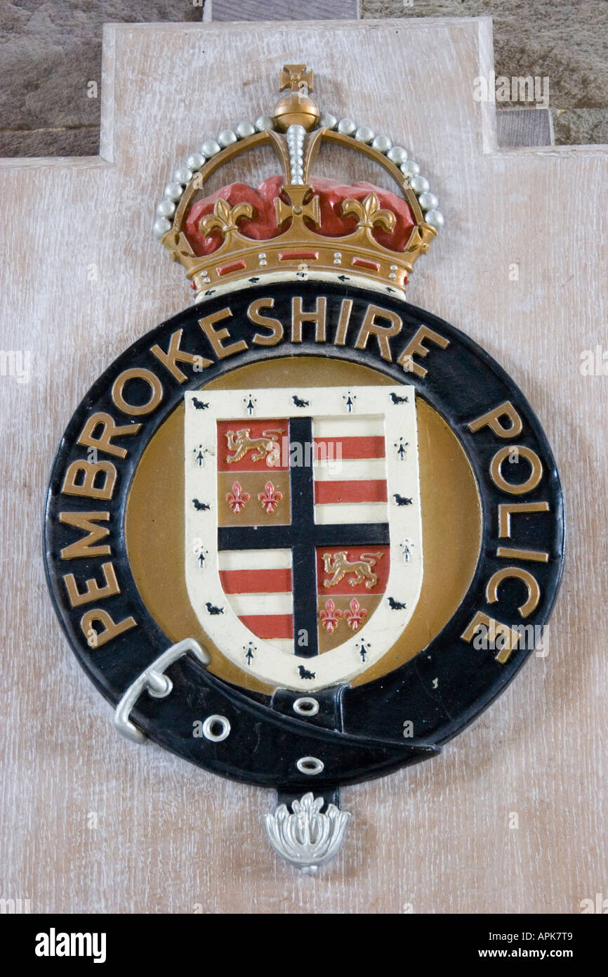 Police Badge Emblem High Resolution Stock Photography and Images - Alamy