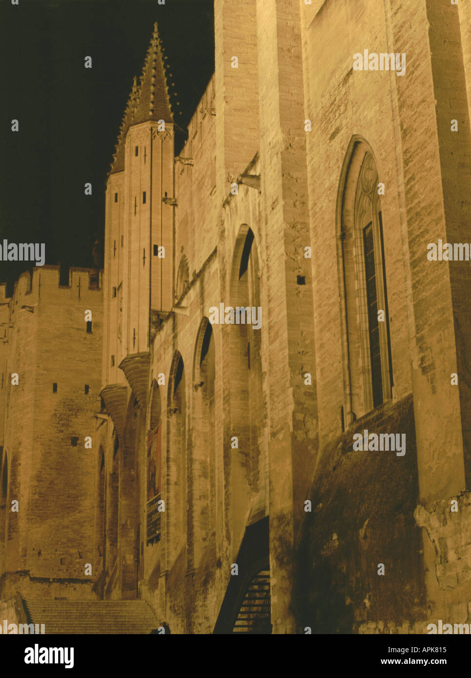 Palais du Papes Avignon Provence at night France Stock Photo - Alamy