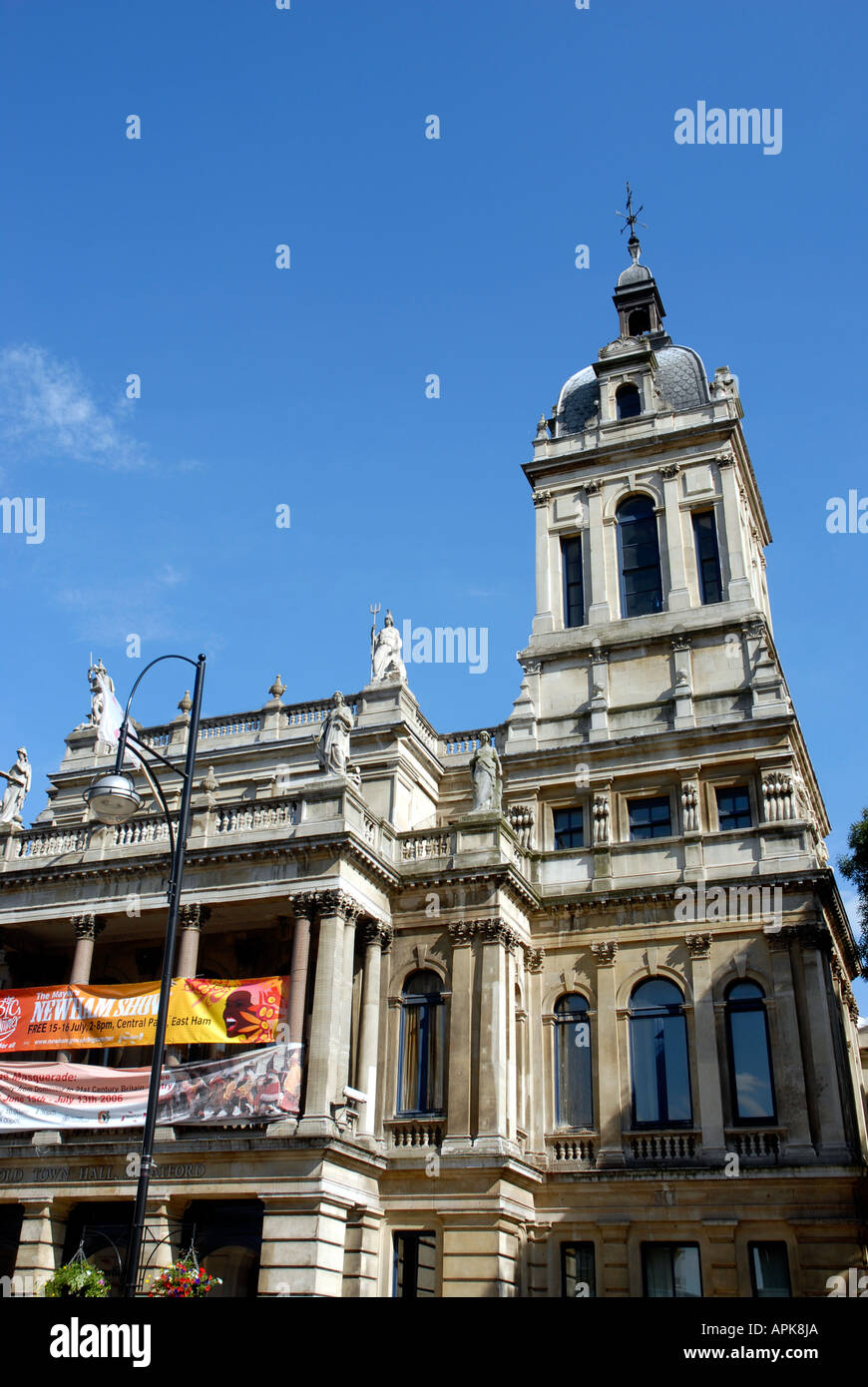 Newham town hall hi-res stock photography and images - Alamy