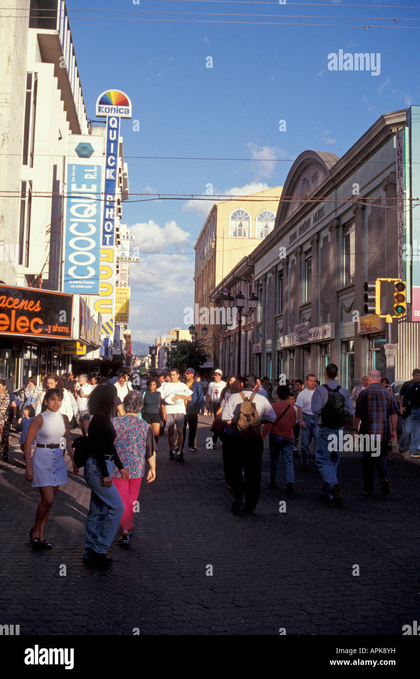 Crowds of people on Avenida Central, the main pedestrian mall in San ...