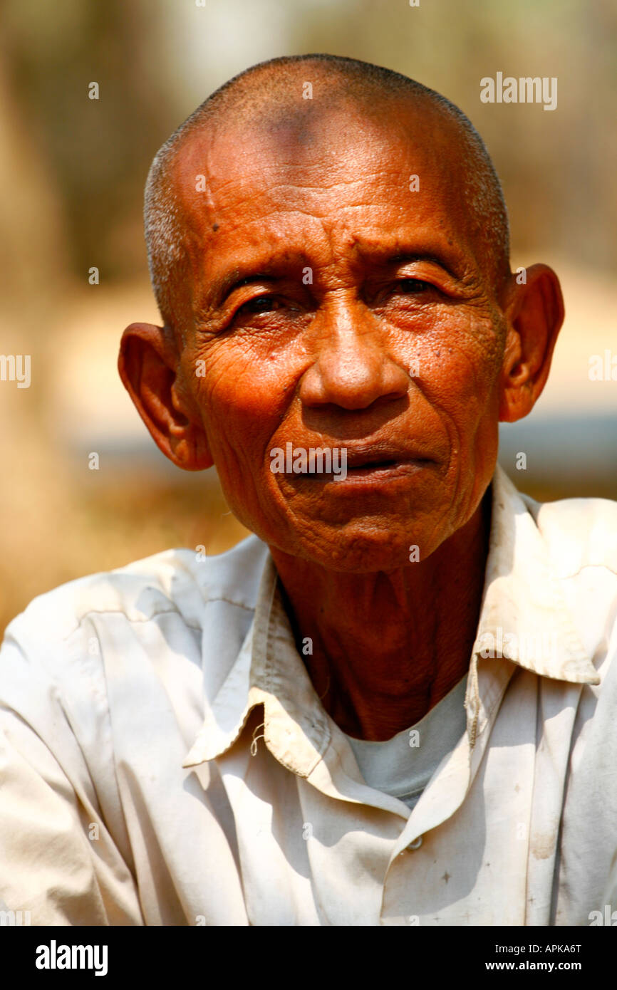 Burmese Old Man portrait Stock Photo - Alamy