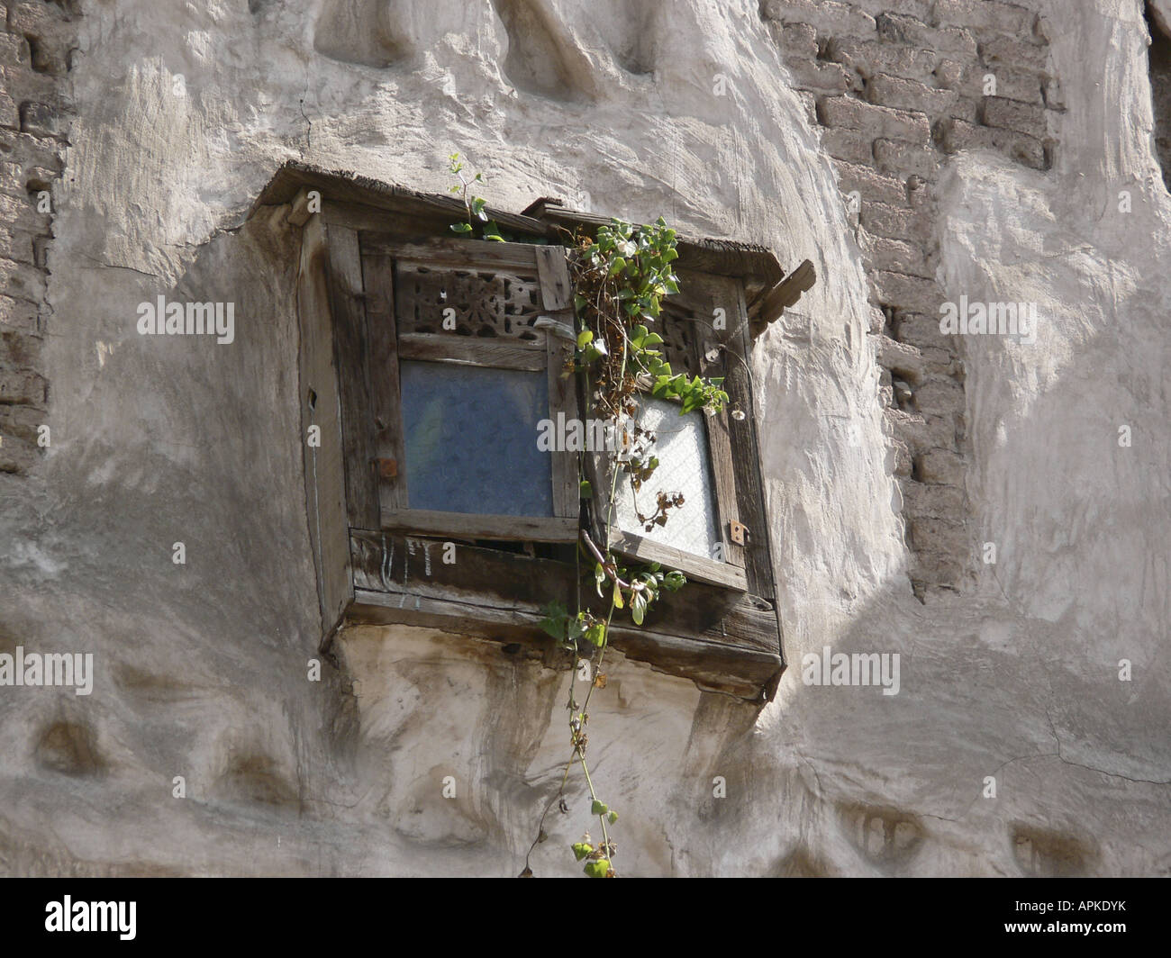 window in old town, Yemen, Sanaa Stock Photo - Alamy