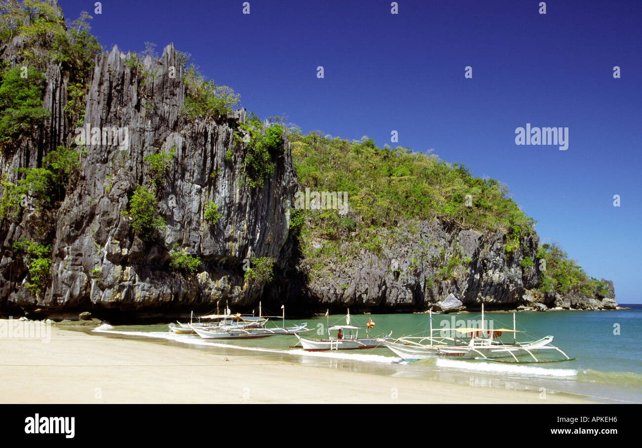 Philippines Palawan Sabang beach at underground river Stock Photo - Alamy