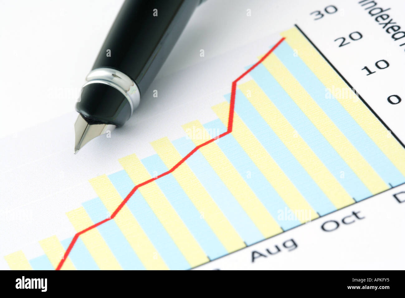 Bar graph curve hi-res stock photography and images - Alamy
