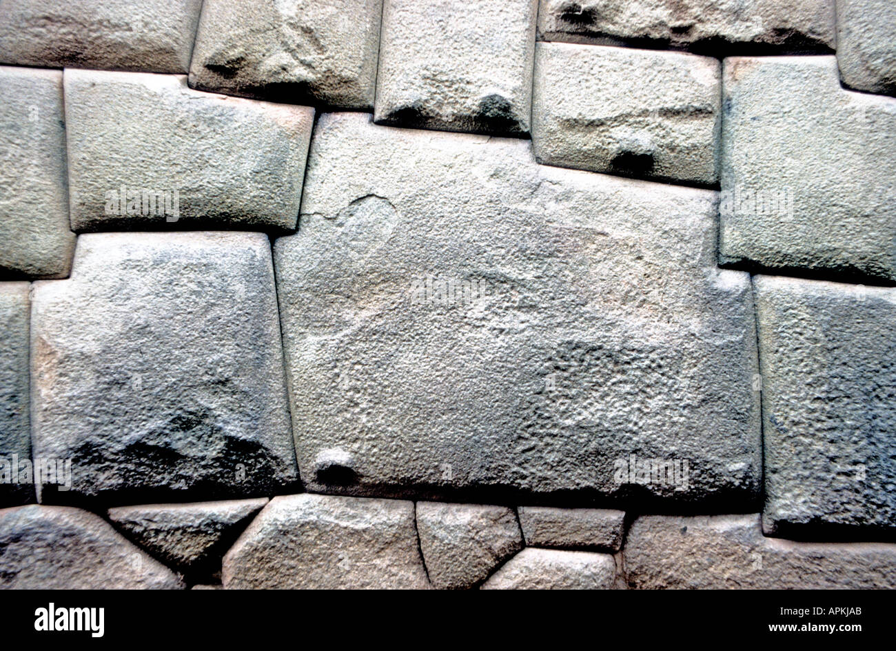 12 Angle Stone In Machu Picchu In Peru Stock Photo: 5162666 - Alamy