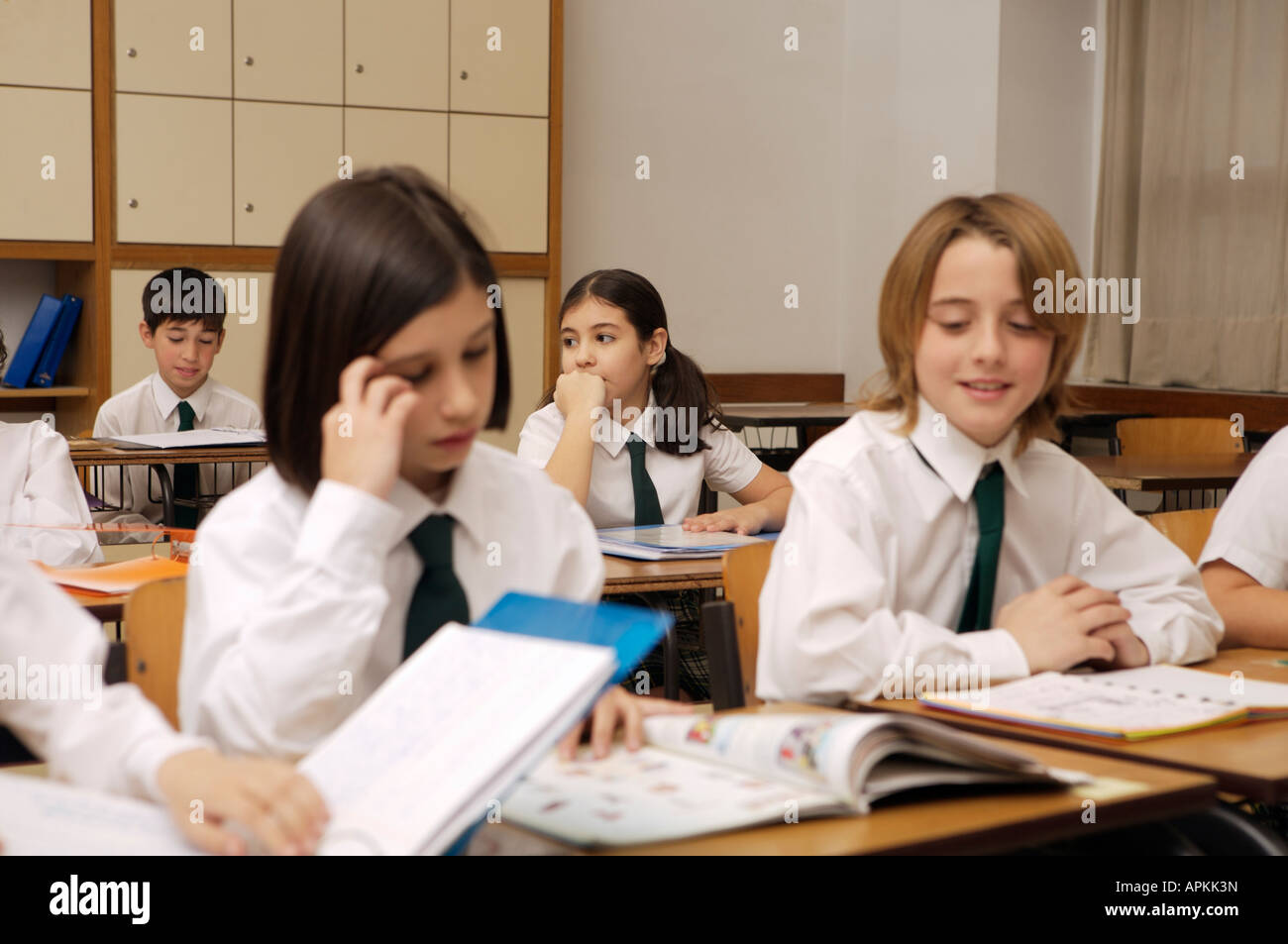 Students in classroom Stock Photo - Alamy