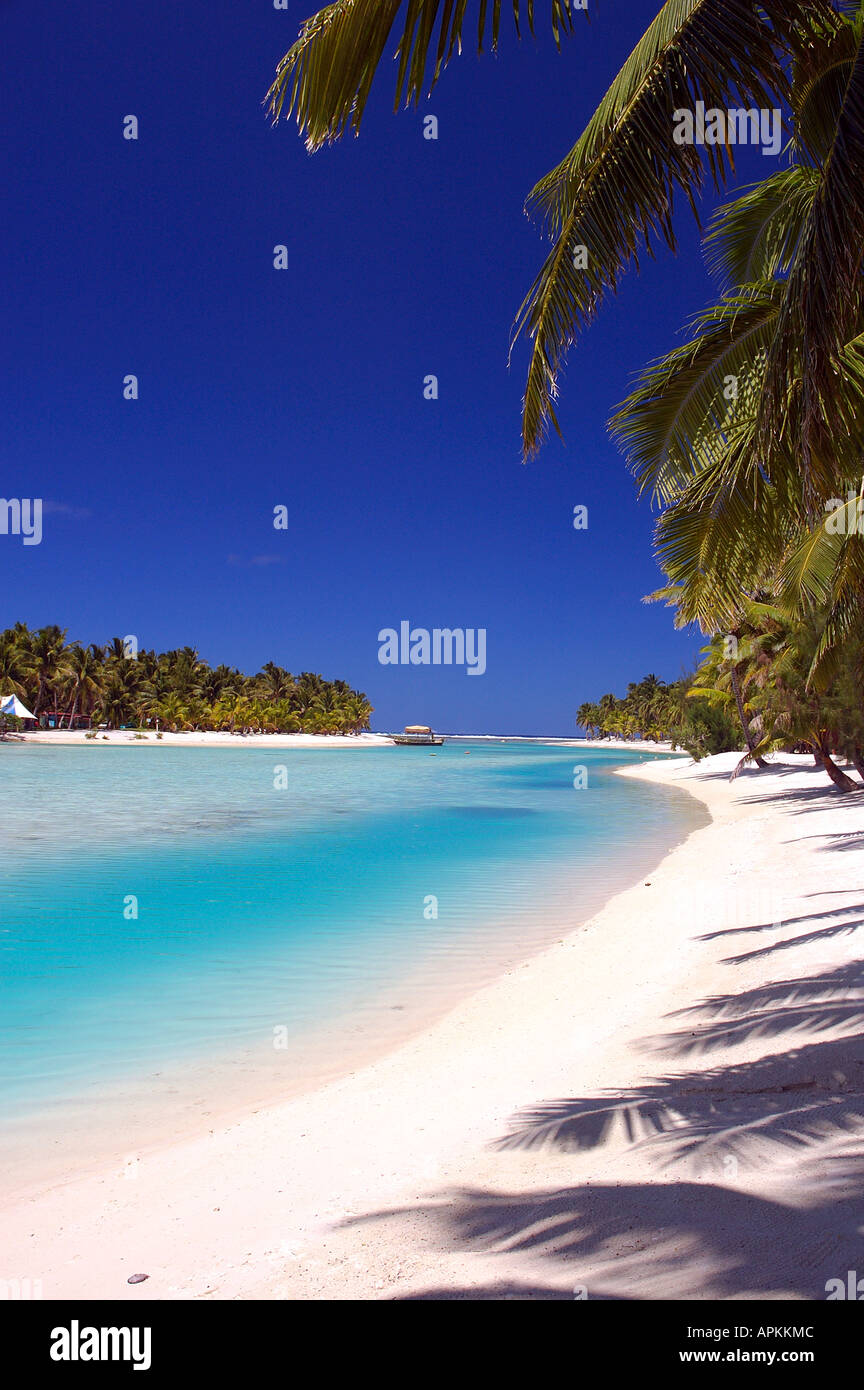 Beautiful tropical beach and shallow lagoon Stock Photo - Alamy