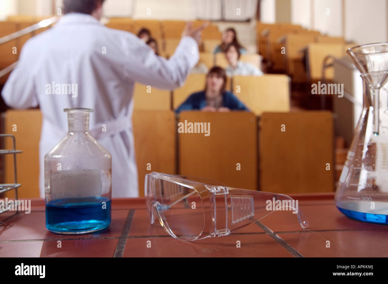 Secondary school teacher in lab hi-res stock photography and images - Alamy
