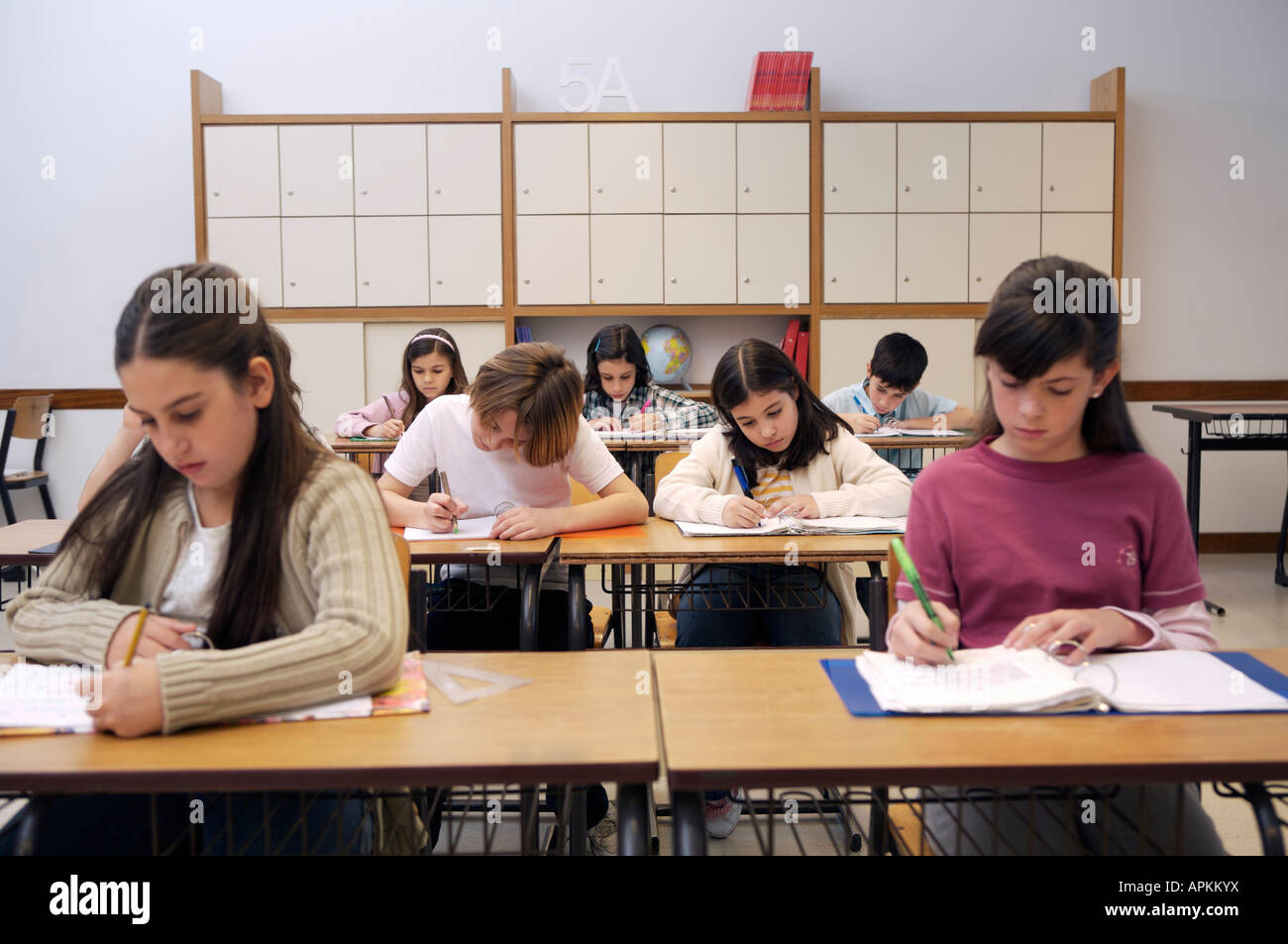 Students in classroom Stock Photo - Alamy