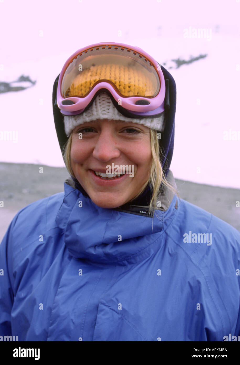 Womens snowboarding hi-res stock photography and images - Alamy