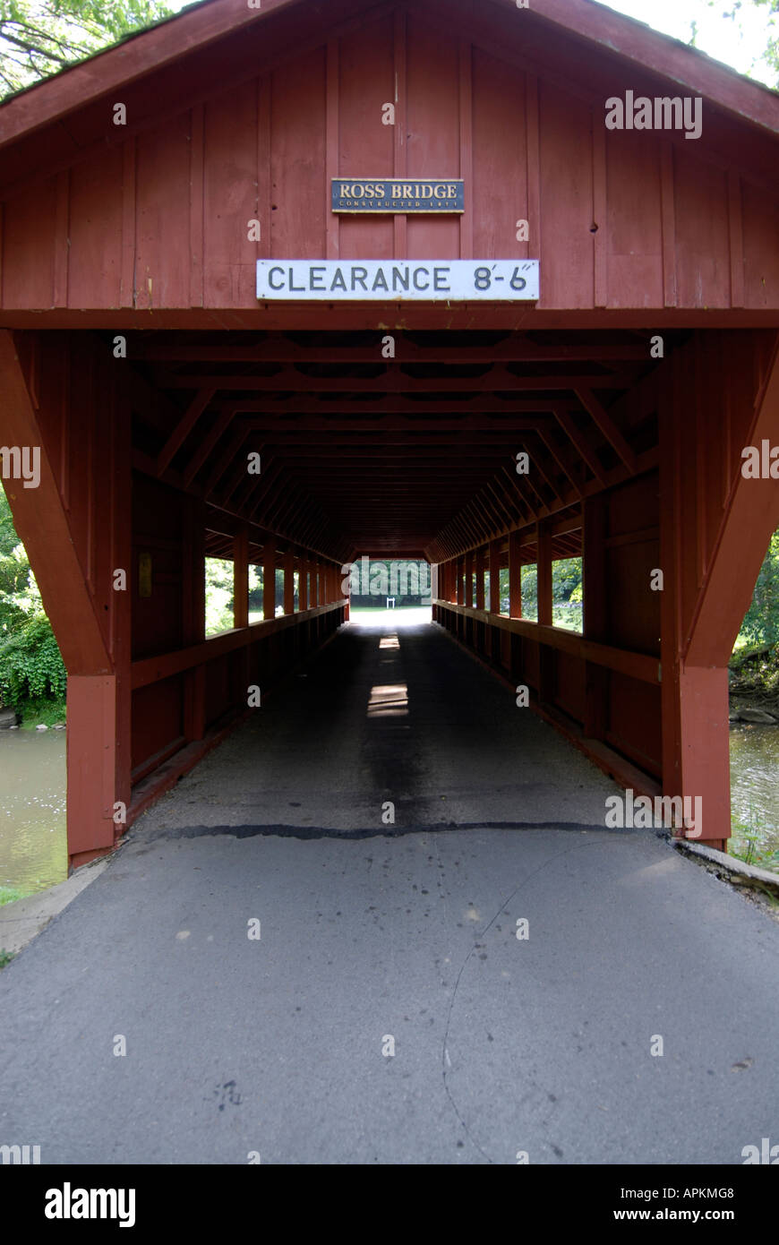 The Ross Bridge a covered wooden bridge located in Tawawa Park in ...
