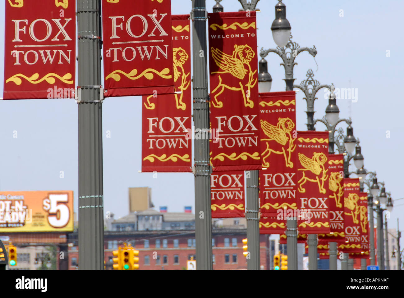The Fox Theater District on Woodward Avenue in downtown Detroit ...