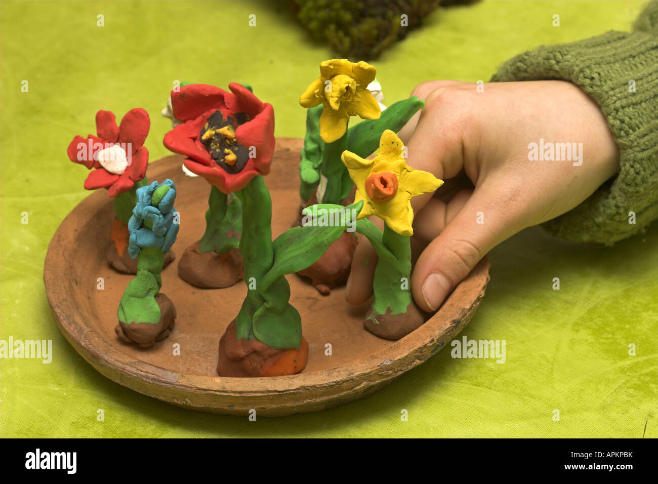 kids tinker flowers of modeling clay Hyazinthe, Tulpe, Narzisse ...