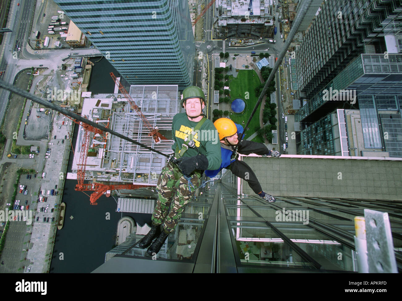 Abseiling action hi-res stock photography and images - Alamy