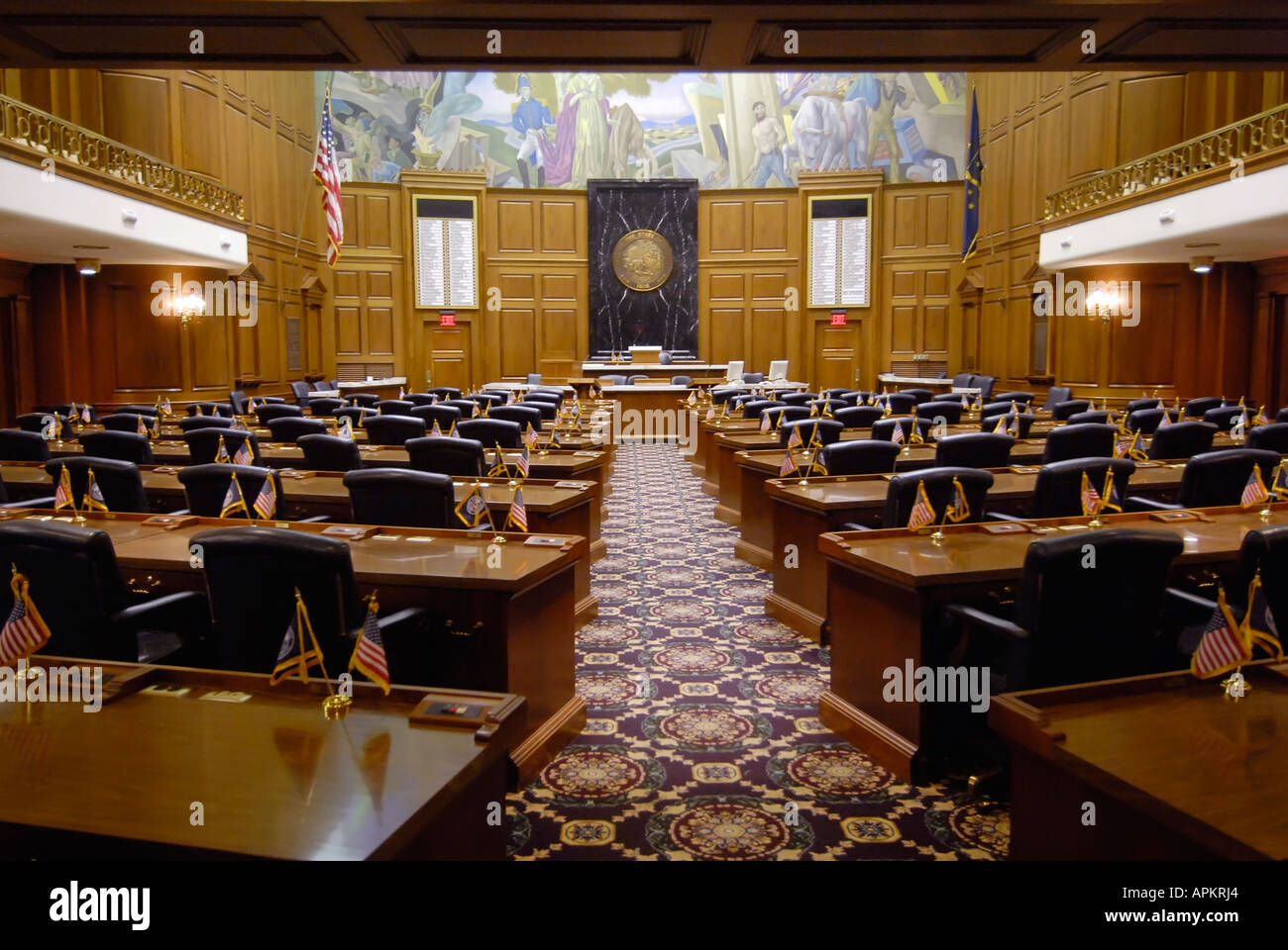 The State Capitol Building at Indianapolis Indiana IN and the House of ...
