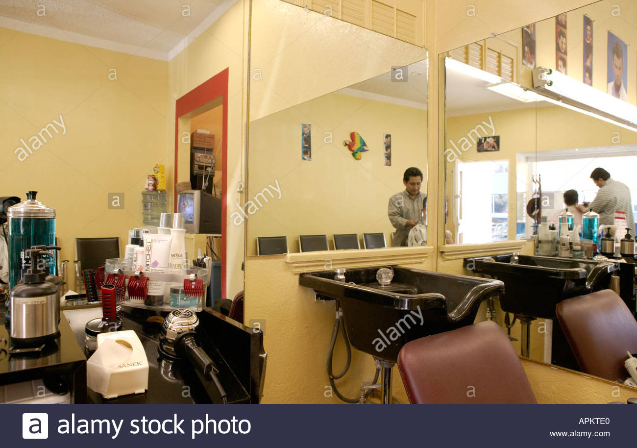Mexican Barber Shop Stock Photos & Mexican Barber Shop Stock Images - Alamy