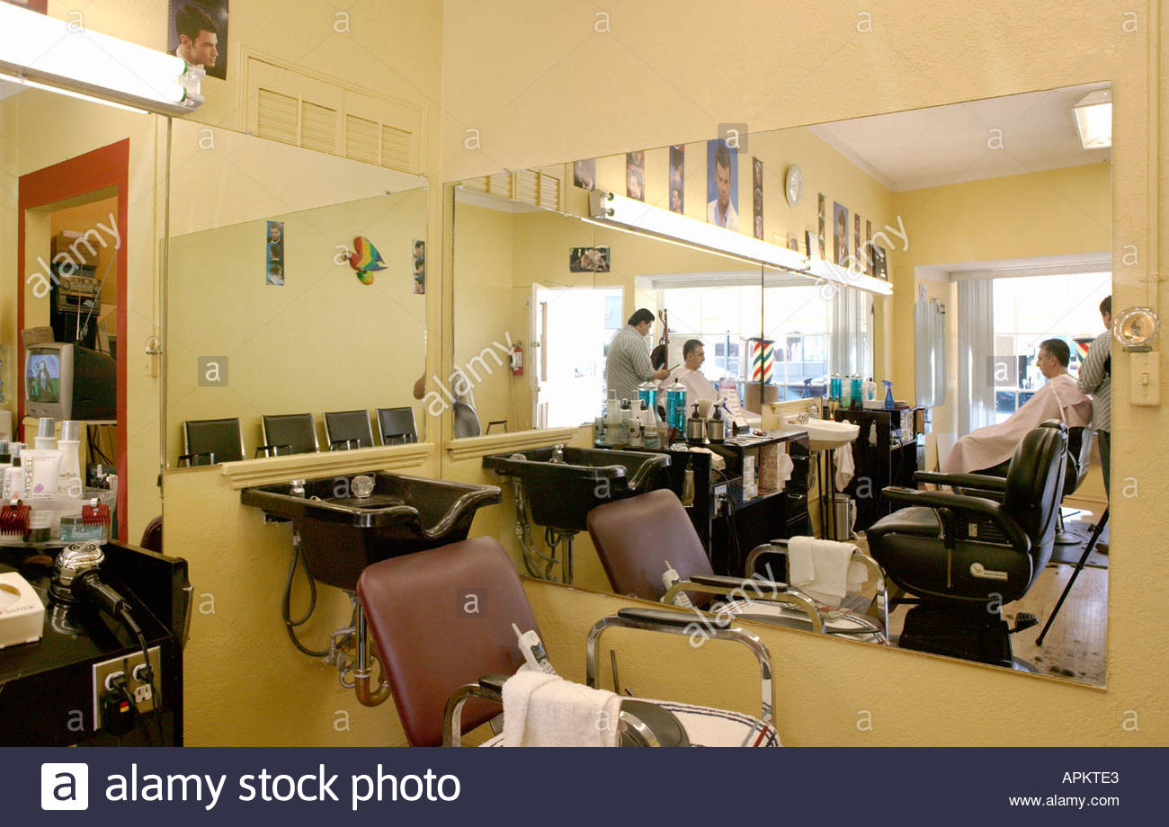 Mexican Barber Shop Stock Photos & Mexican Barber Shop Stock Images - Alamy