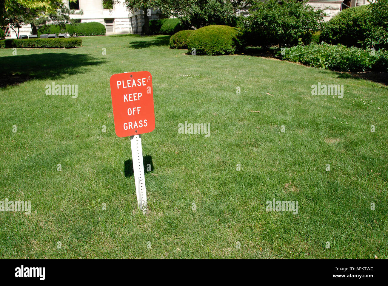 Wolf warning sign hi-res stock photography and images - Alamy