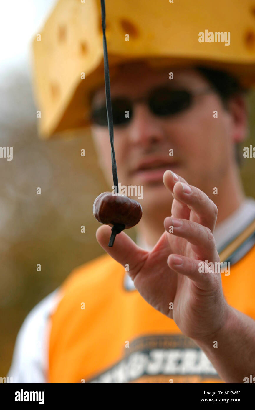 World conker championships hi-res stock photography and images - Alamy