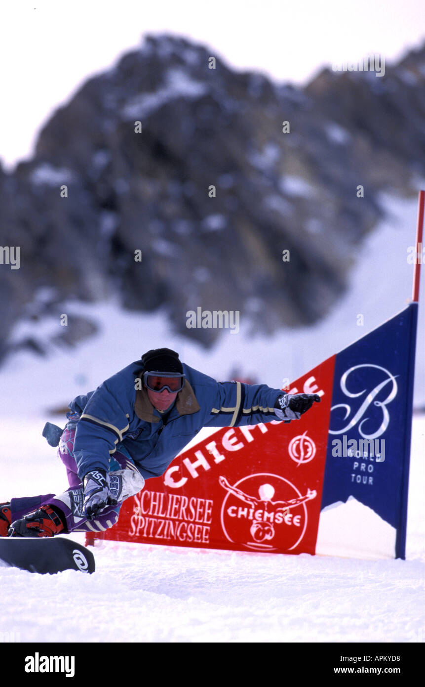 Monoskiier hi-res stock photography and images - Alamy