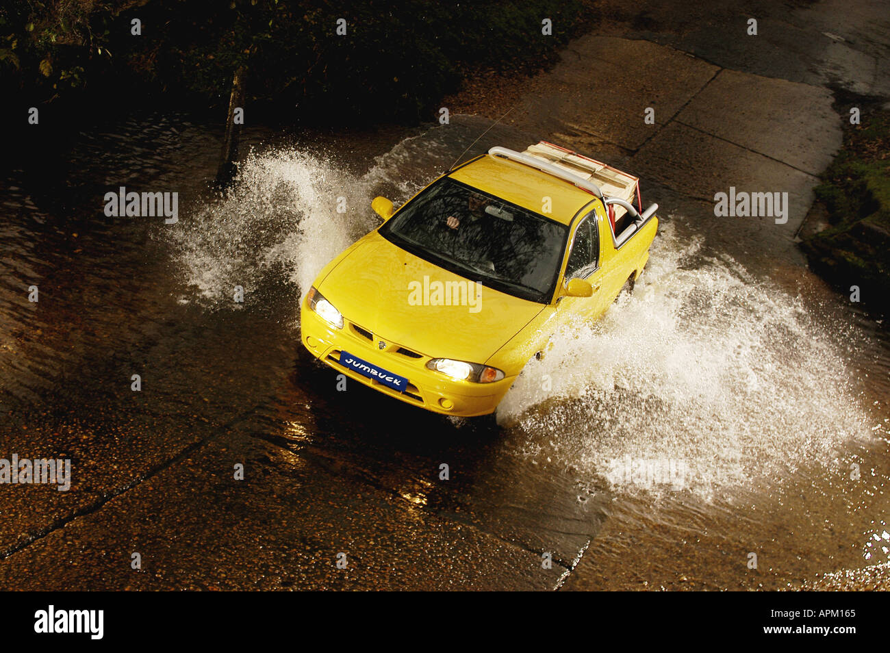2004 Proton Jumbuck in water splash Stock Photo - Alamy