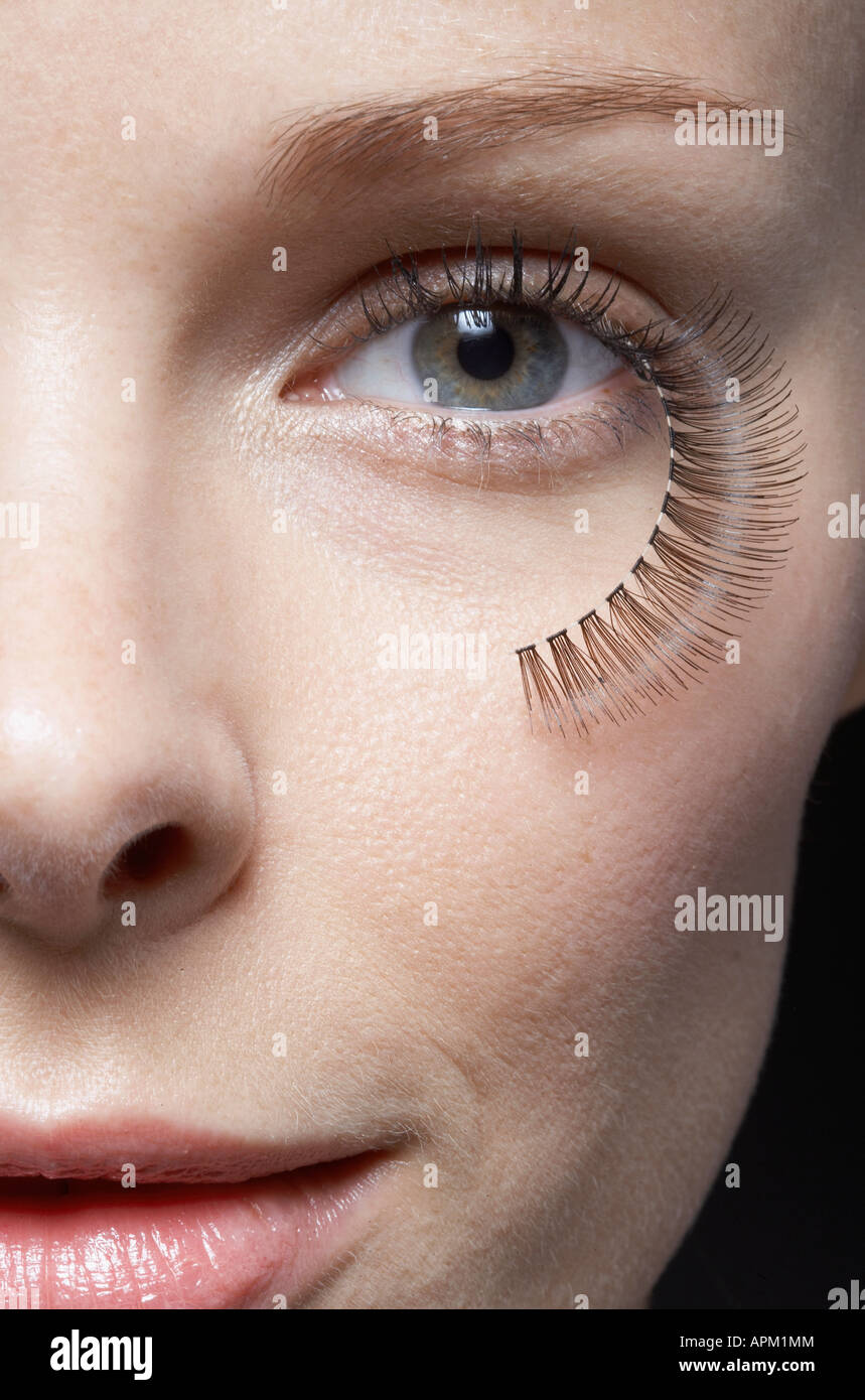 Hanging eye hi-res stock photography and images - Alamy