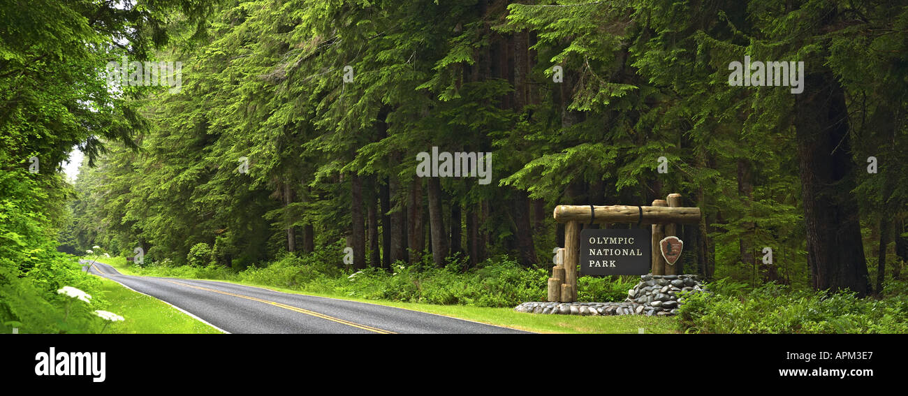 Entrance sign to Olympic National Park at Mora Olympic Peninsula ...