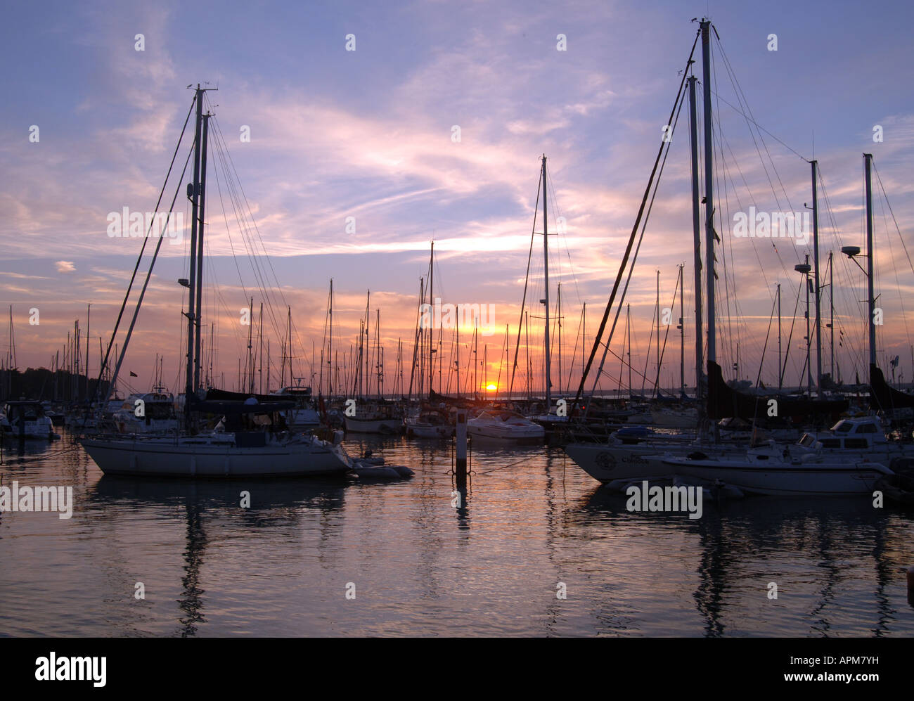 Yarmouth harbour Isle of wight at sunset Stock Photo - Alamy