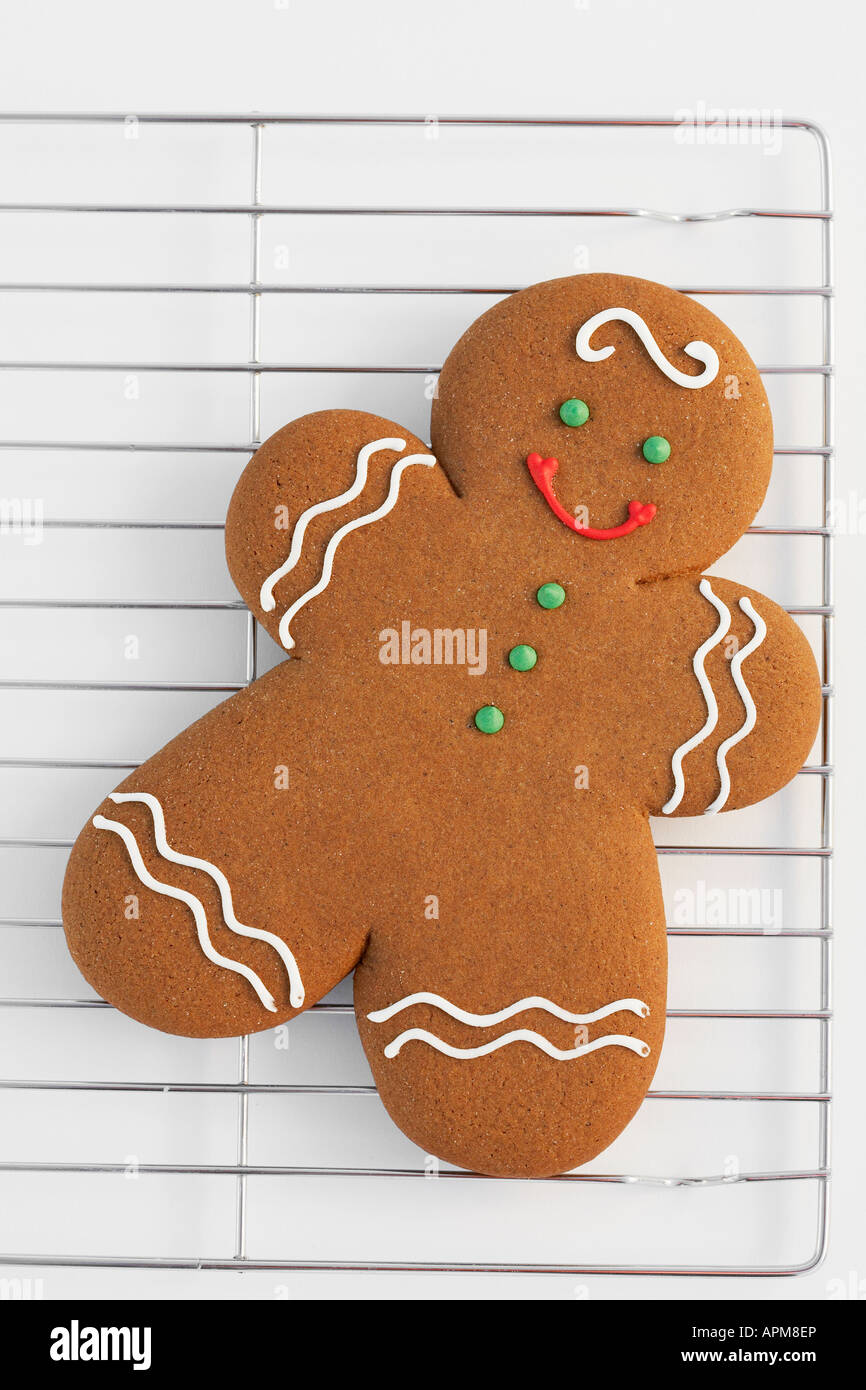 Gingerbread smiley faces hi-res stock photography and images - Alamy