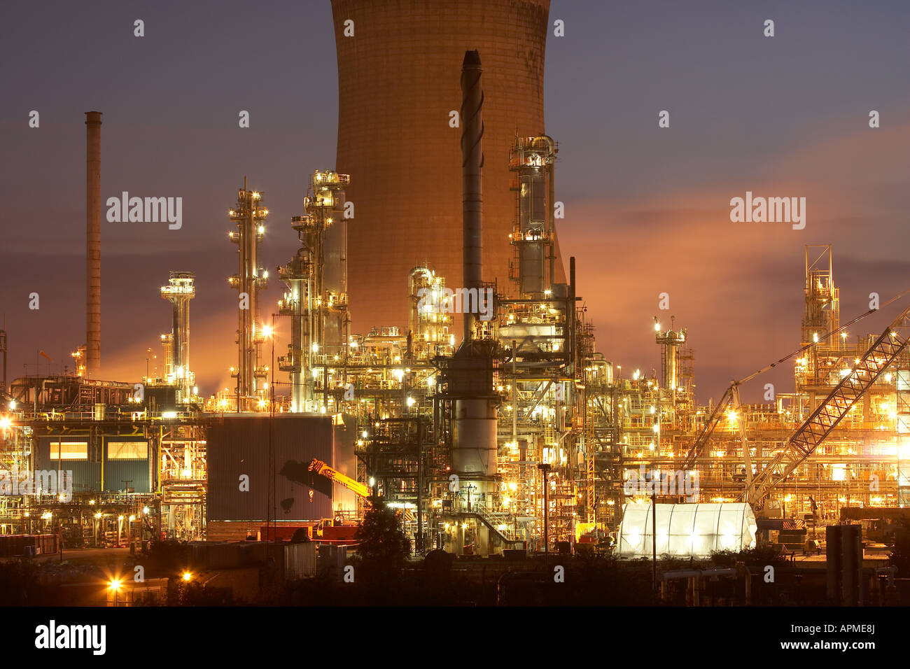 BP Chemical petrochemical plant at night Saltend Hull East Yorkshire UK ...