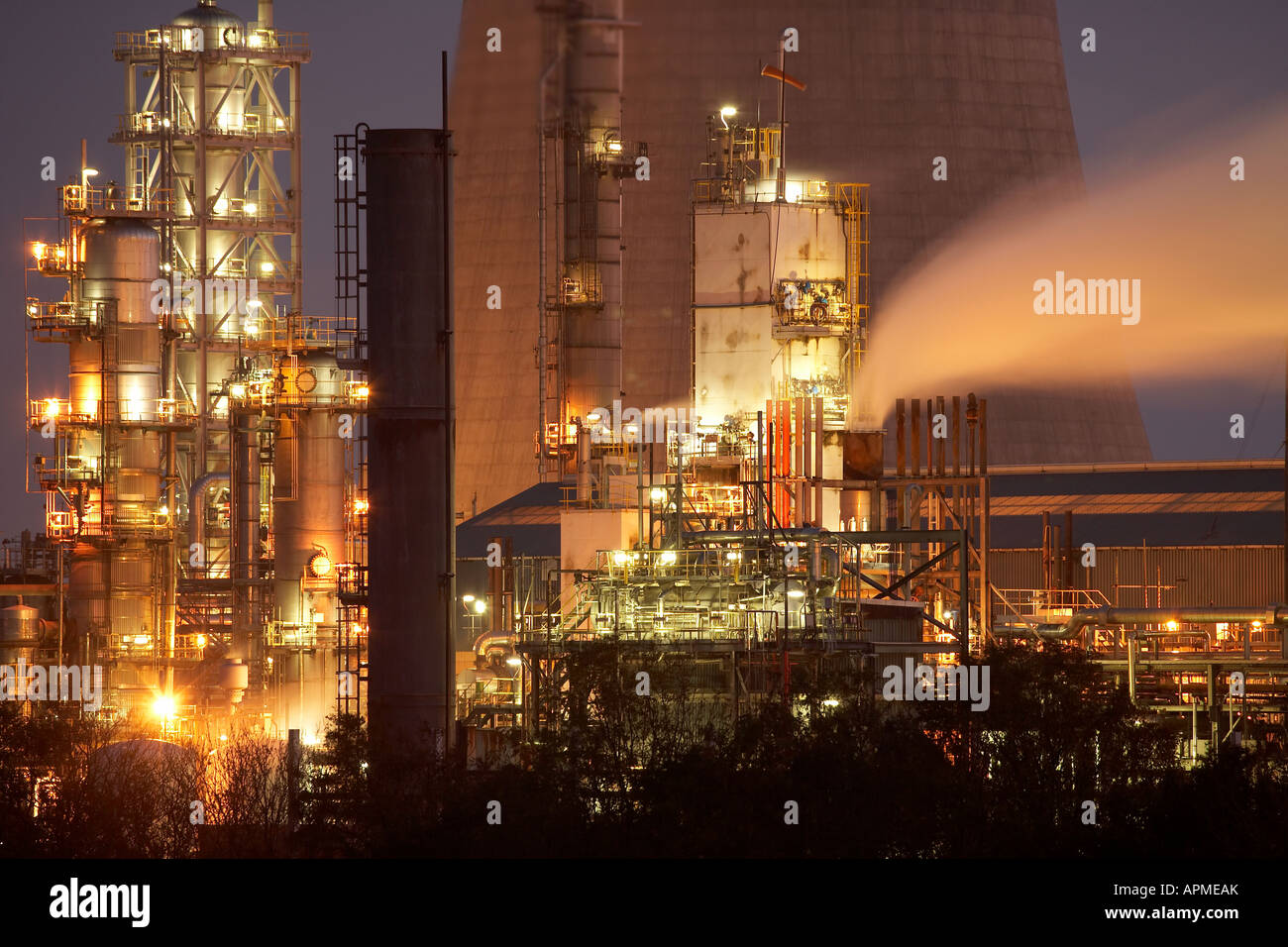 BP Chemical petrochemical plant at night Saltend Hull East Yorkshire UK ...