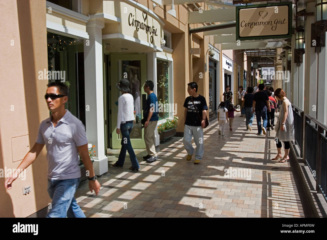 Ala Moana shopping center Honolulu Hawaii USA Stock Photo - Alamy