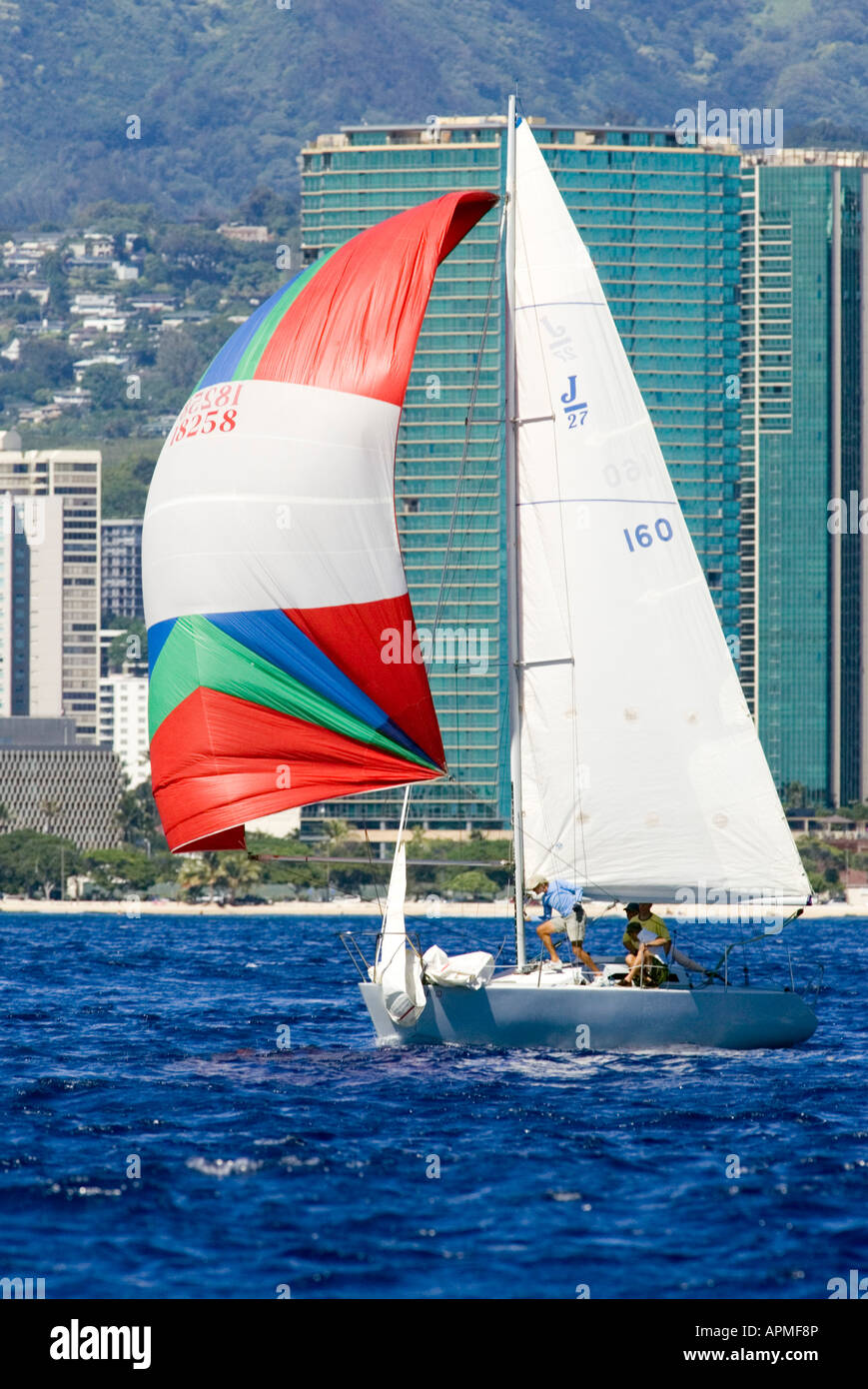 Yacht racing off Waikiki Beach Honolulu Hawaii USA Stock Photo - Alamy