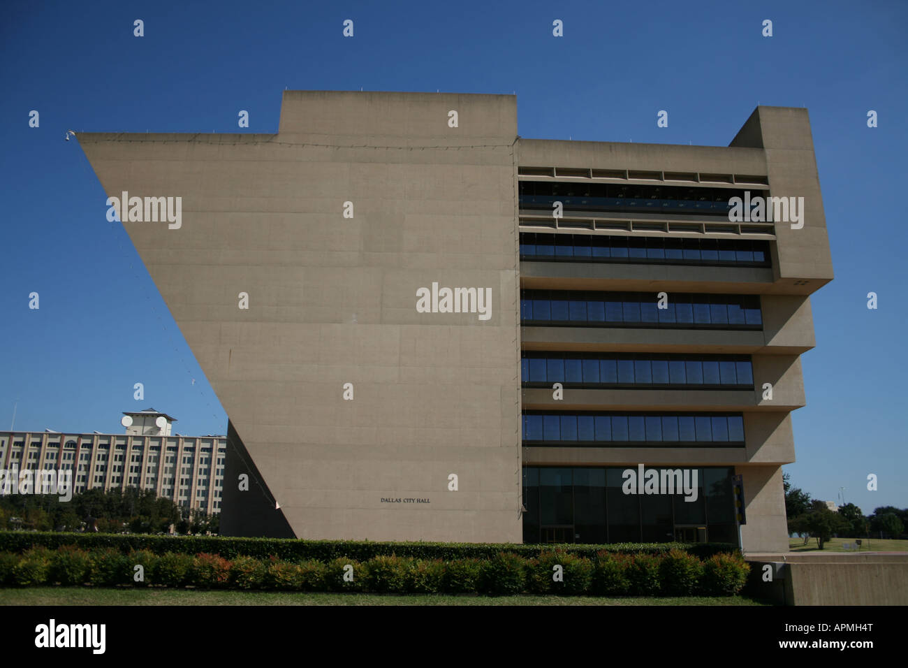 Dallas city hall building hi-res stock photography and images - Alamy