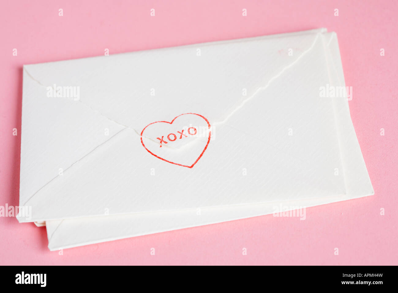 Valentine cards hi-res stock photography and images - Alamy