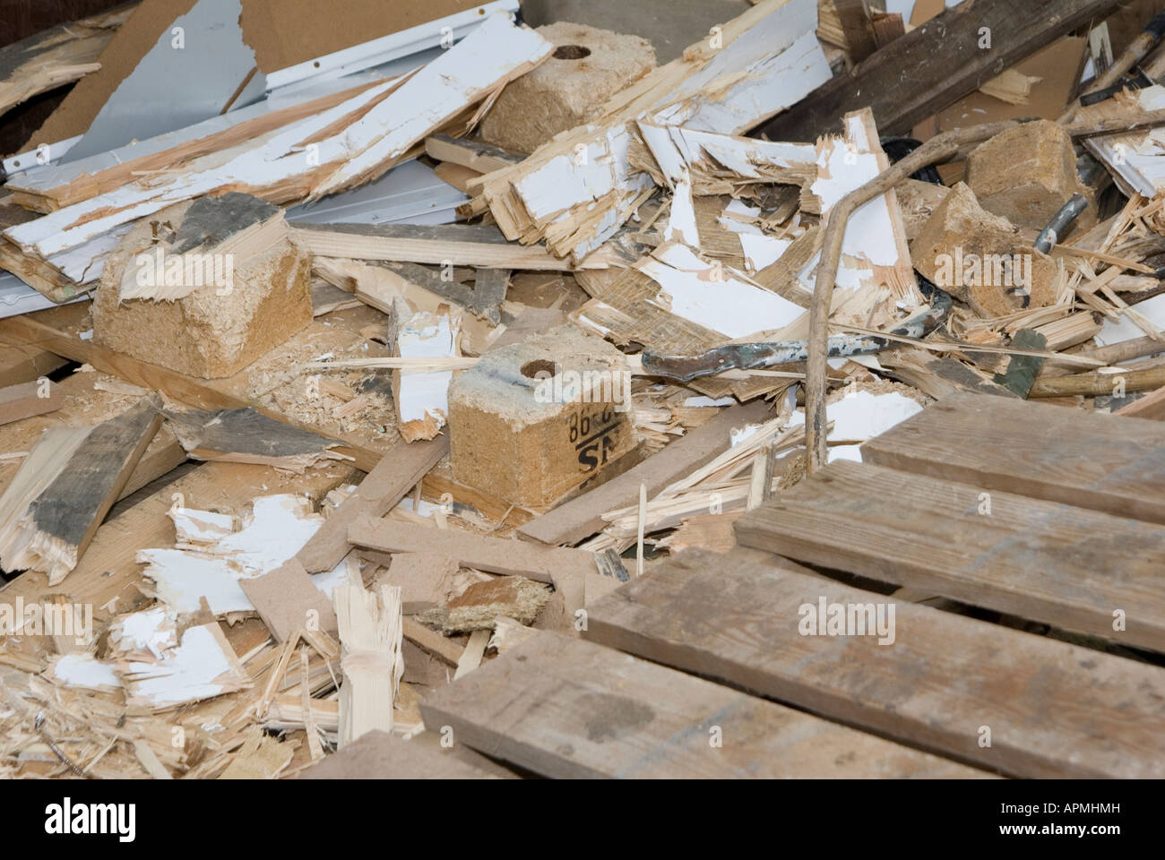 recycling wood and timber waste in the uk Stock Photo - Alamy