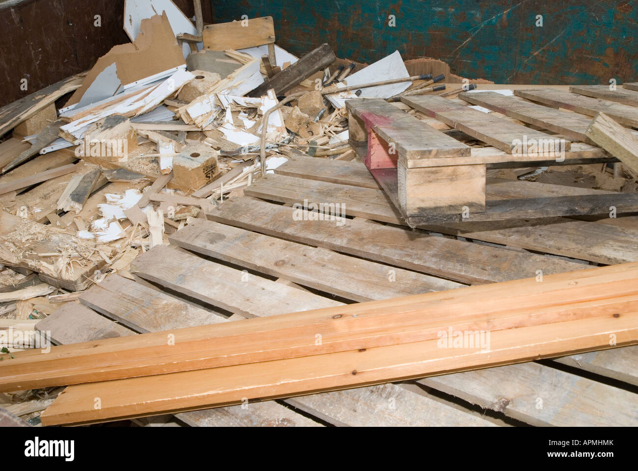 recycling wood and timber waste in the uk Stock Photo - Alamy