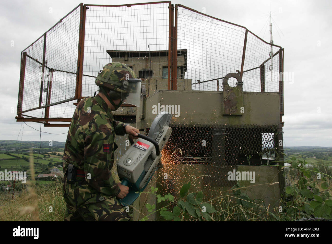 Members of the British Army Paratroop Regiment begin to break up the ...