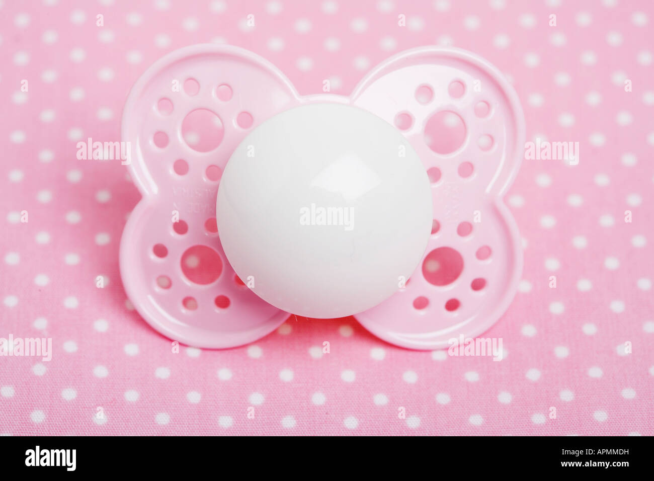 Pink polkadots hi-res stock photography and images - Alamy