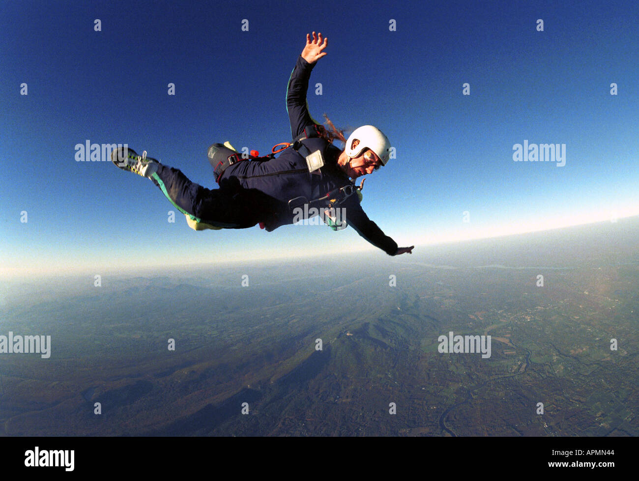 Stunt skydiving skydiver parachute parachuting hi-res stock photography ...
