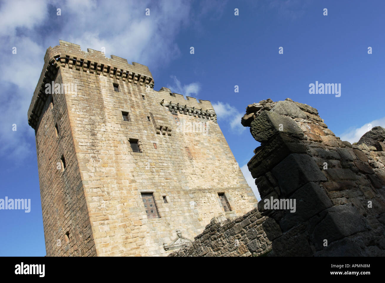 Clackmannan Tower, former ancestral home of Bruce family Stock Photo ...