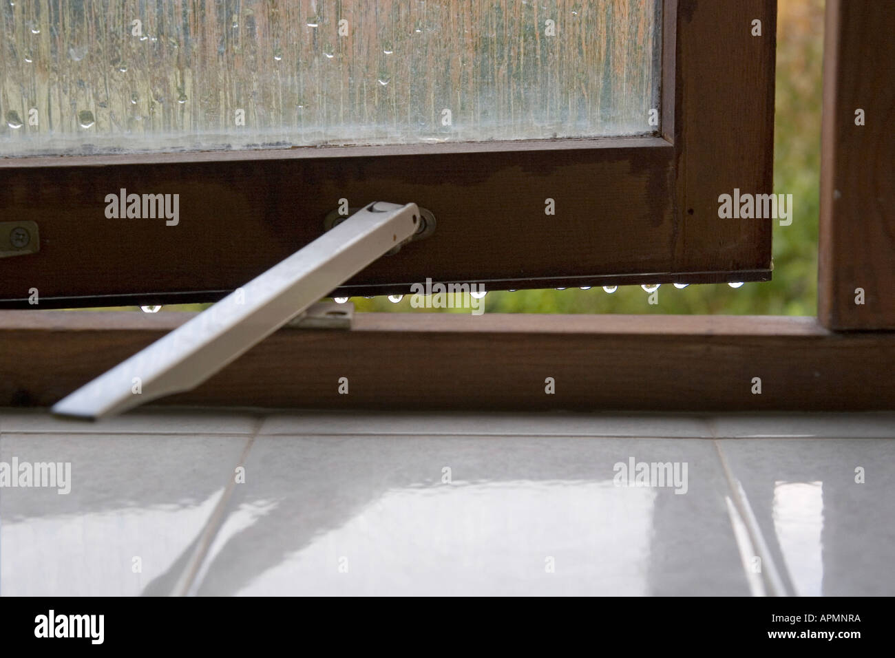 Open ajar rain hi-res stock photography and images - Alamy