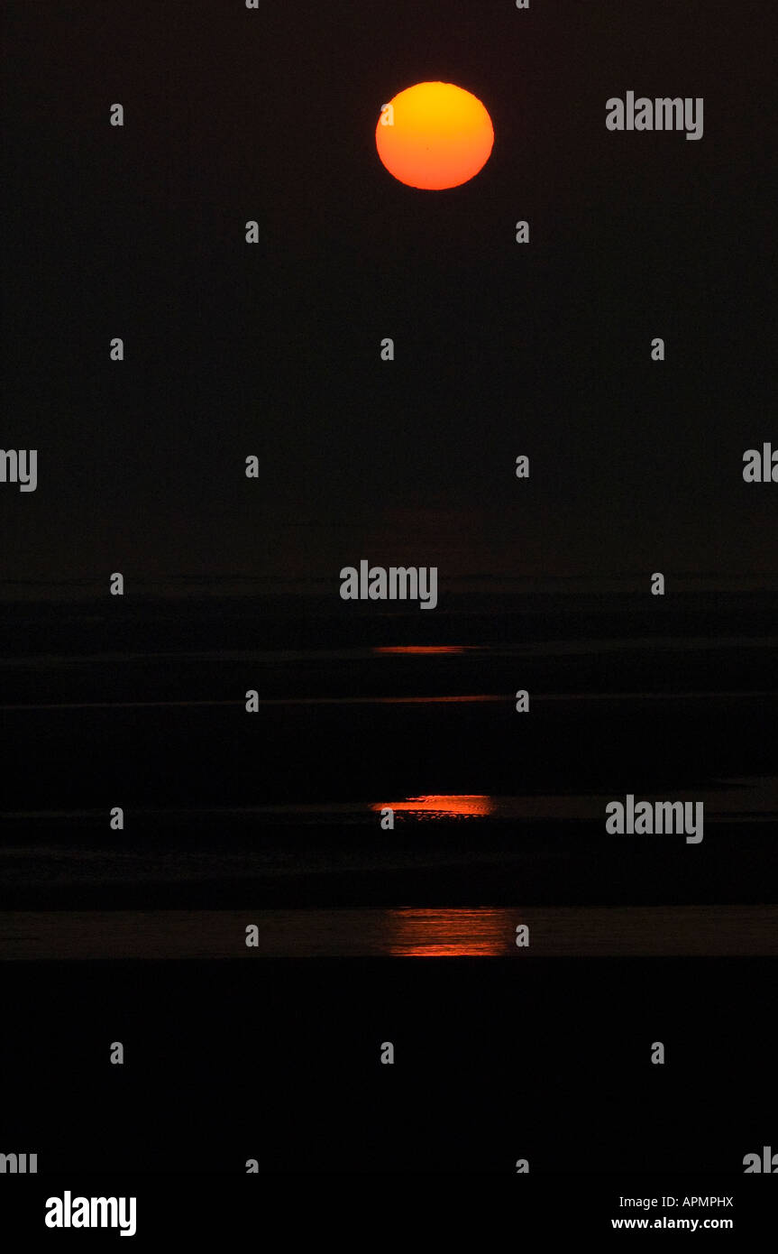 1944 setting hi-res stock photography and images - Alamy