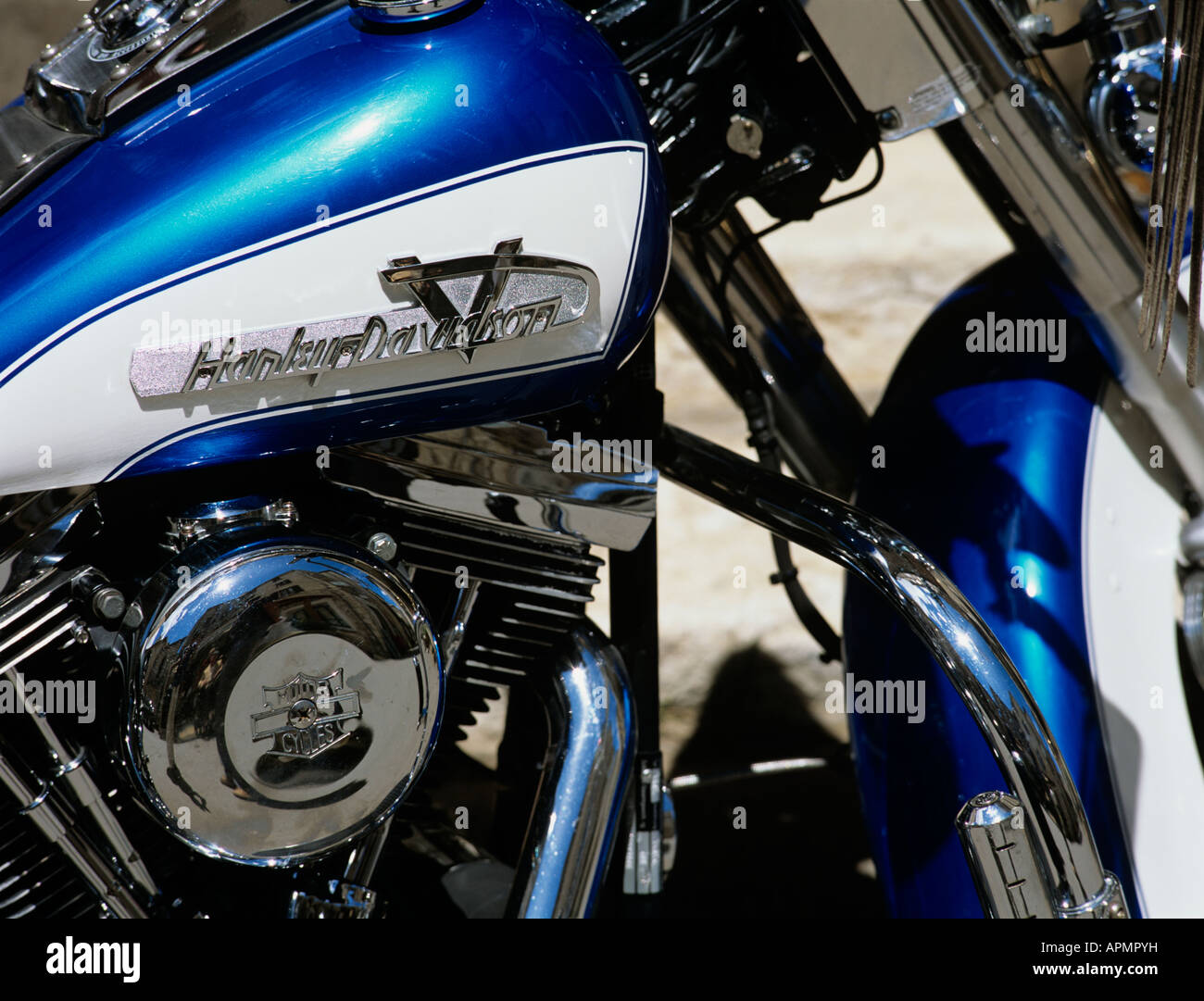 Harley davidson fuel tank hi-res stock photography and images - Alamy